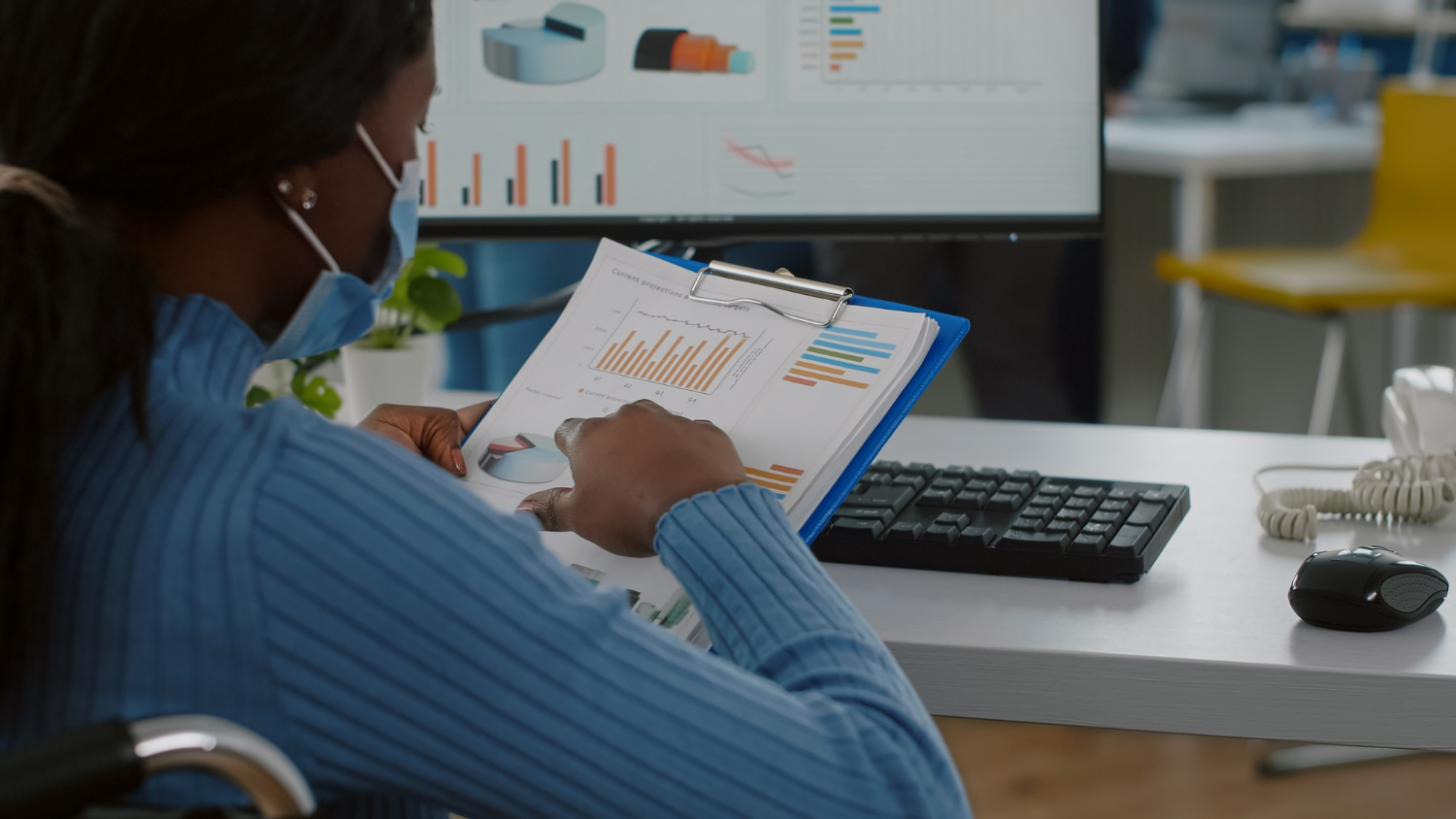 Statistical Data Analysis Using R Programming Language Makerere